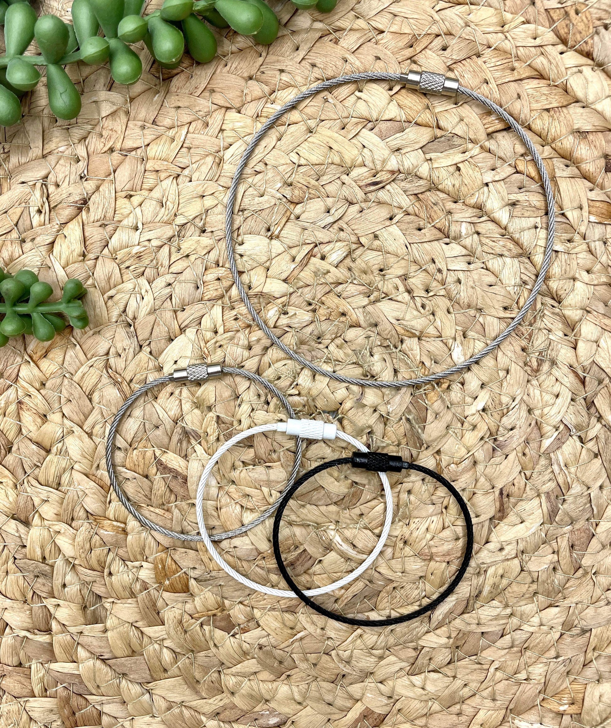 Stainless Steel Wire Loops – CTS Wholesale Silicone